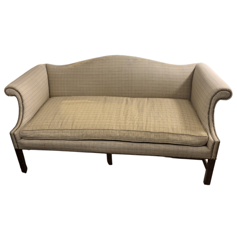 Kittinger Colonial Williamsburg Glen Plaid Camel Back Carved Mahogany ...